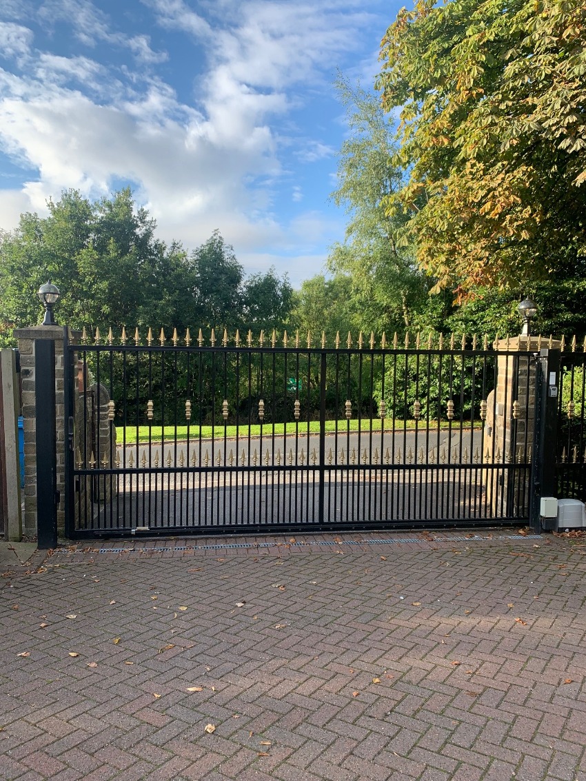 Lime Tree Court, Huddersfield - residential property only £775.00 PCM ...